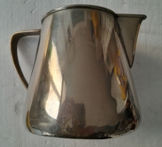 Brocca in nichel puro di Berndorf Metalware Factory in stile Art Déco.